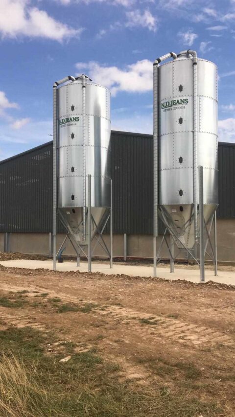 Centre Discharge Silo for Conveyor Systems - ND Jeans Engineering Ltd
